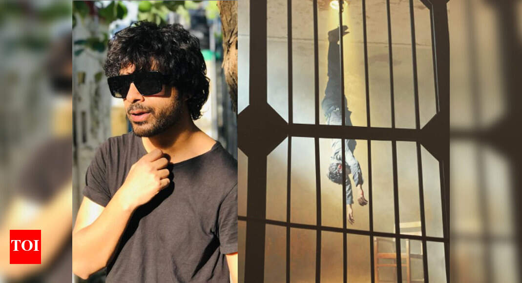 Dheeraj Kumar shares a BTS picture from the sets of ‘Kala Shehar ...