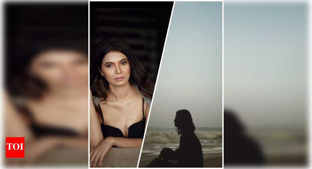 Shwetha R Prasad ends 2020 by the beach with her husband - Times of India