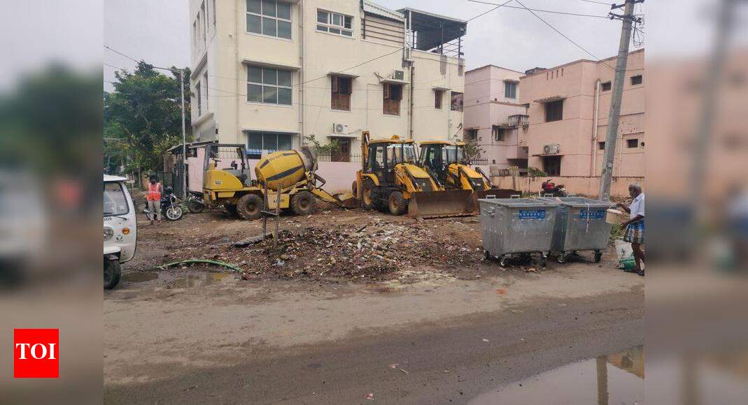 Residential locality coverted to garbage dump - Times of India