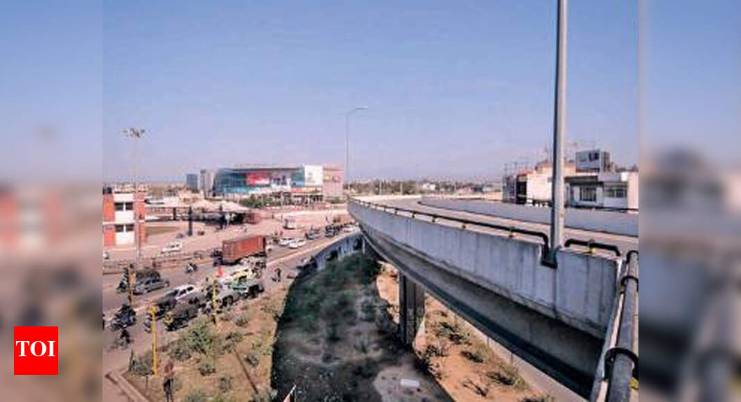 Zirakpur flyover to wear a new look by March-end | Chandigarh News ...