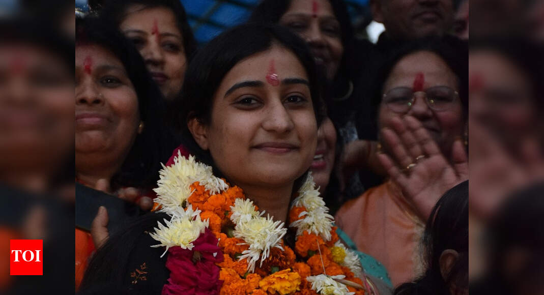 Anjali Birla IAS: Lok Sabha speaker Om Birla's daughter clears UPSC in first attempt | Jaipur ...