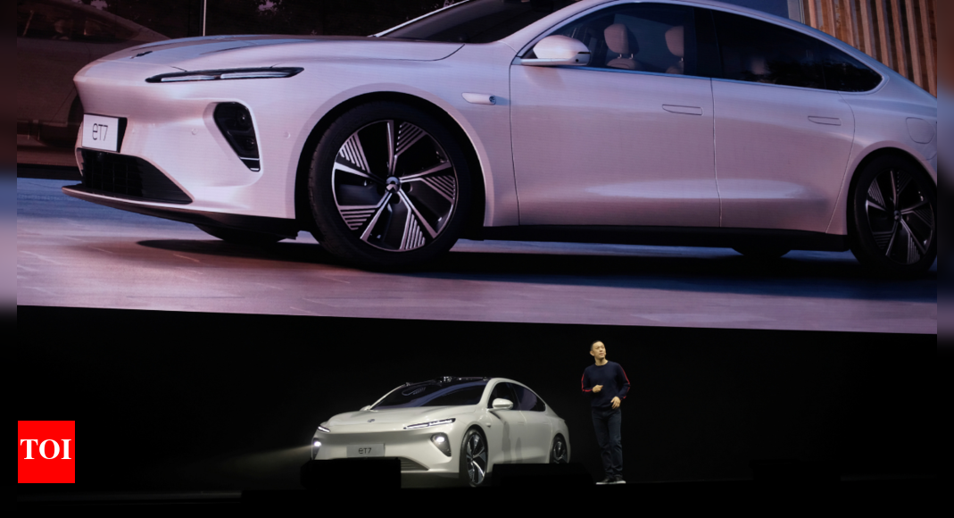 Nio ET7: Nio launches first electric sedan model as Tesla delivers ...