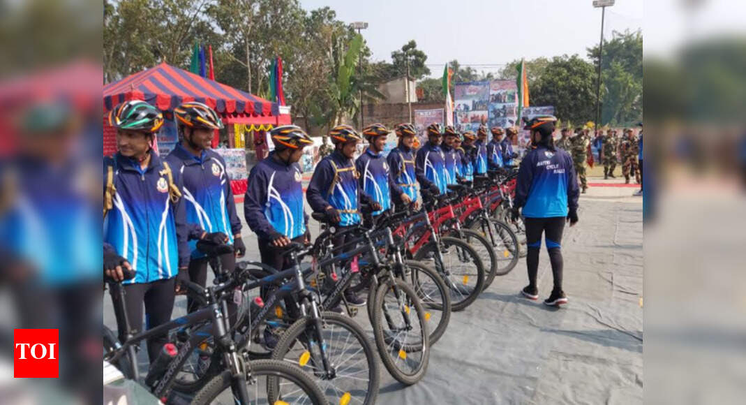 BSF sets off on bicycle rally to mark Bangabandhu's centenary | Kolkata ...