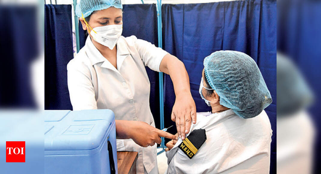 Kolkata: Medical colleges plan multiple vaccination session sites to ...