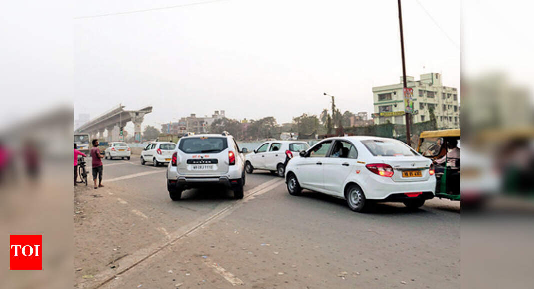 Avishikta crossing traffic trial passes first-day test | Kolkata News ...