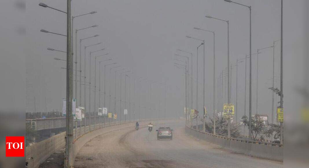 Gurugram’s air still ‘very poor’, slight relief from cold wave ...