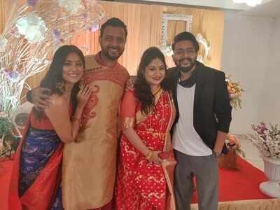 Actor Indrasish Roy gets married to longtime girlfriend Souravi - Times of India