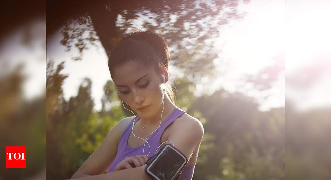 8 Must-Have Gadgets For Runners: Popular Gizmos To Help You Run Better ...