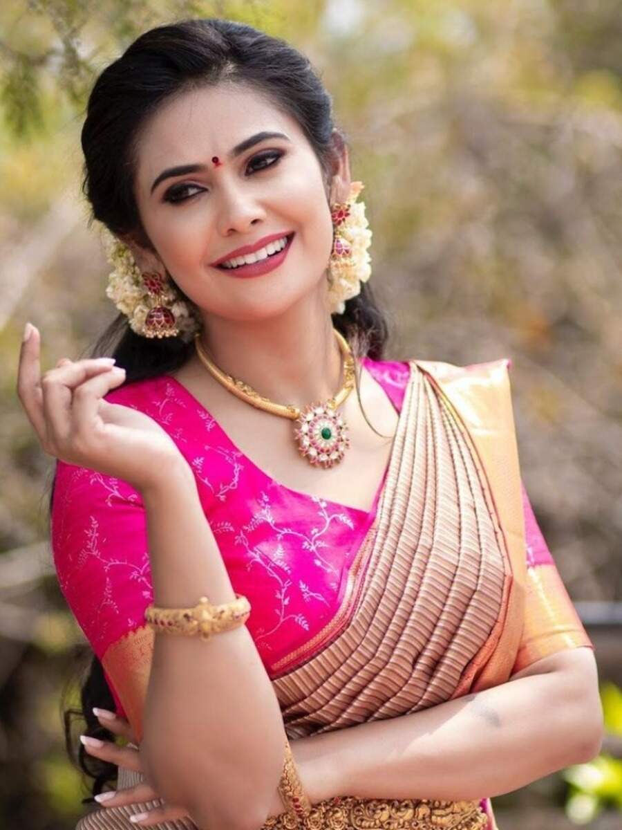 Times when Kavya Gowda proved she is a drape queen | Times of India