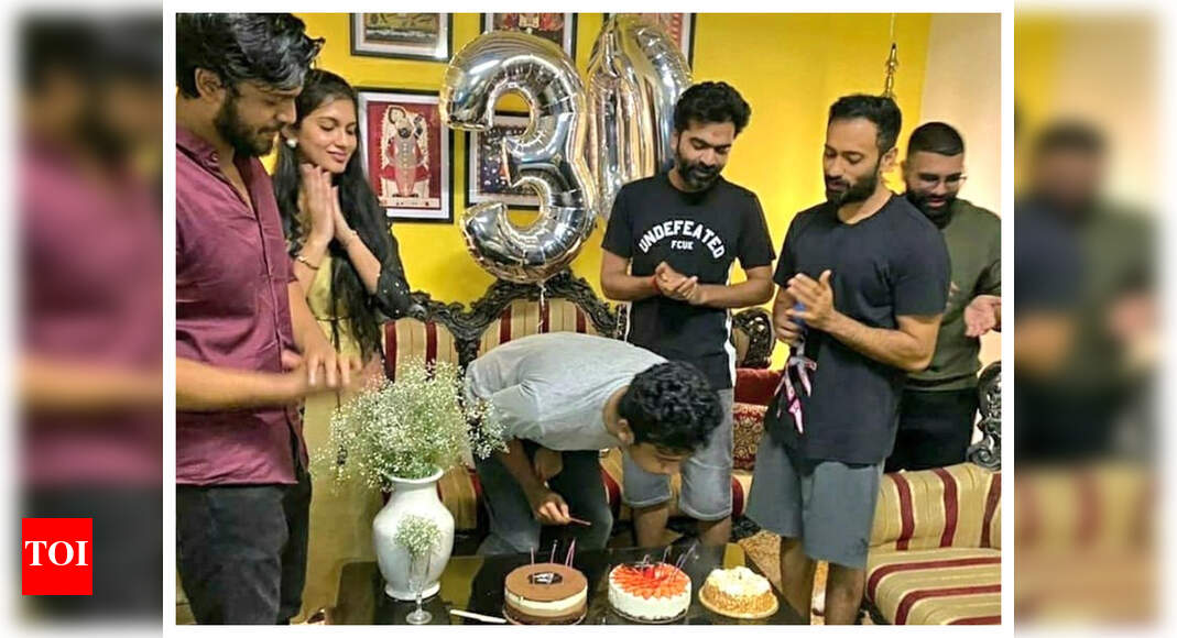 Simbu's birthday surprise for his friend | Tamil Movie News - Times of ...