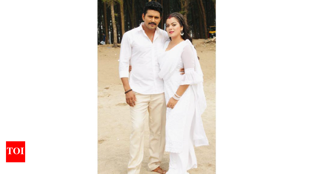 Yash Kumar and Nidhi Jha finish the dubbing for 'Beti No. 1' | Bhojpuri ...