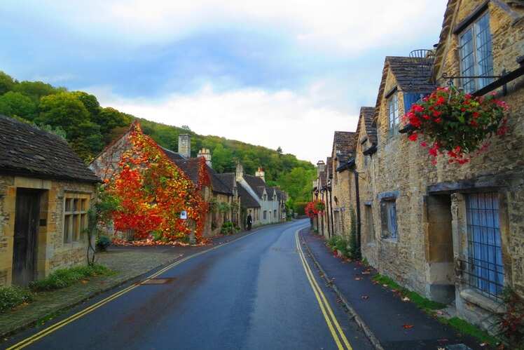 Five Breathtaking English villages to explore | Times of India Travel