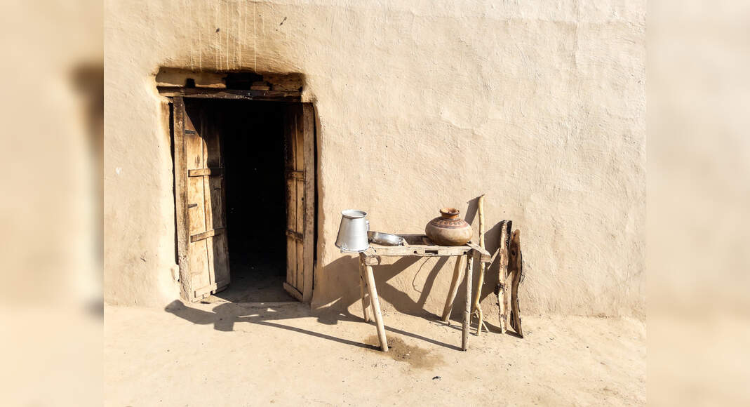 This basic mud home in Arizona for tourists is topping popularity ...