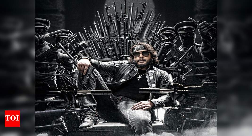 Darshan reveals new poster of Roberrt on Republic Day | Kannada Movie ...