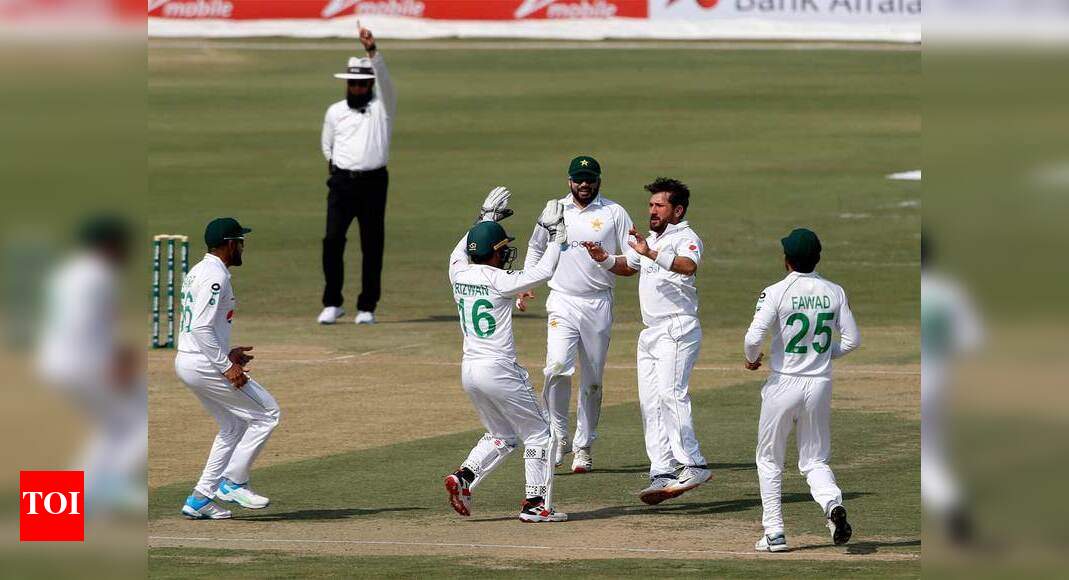 Pakistan's spinners rattle South Africa in first Test | Cricket News ...