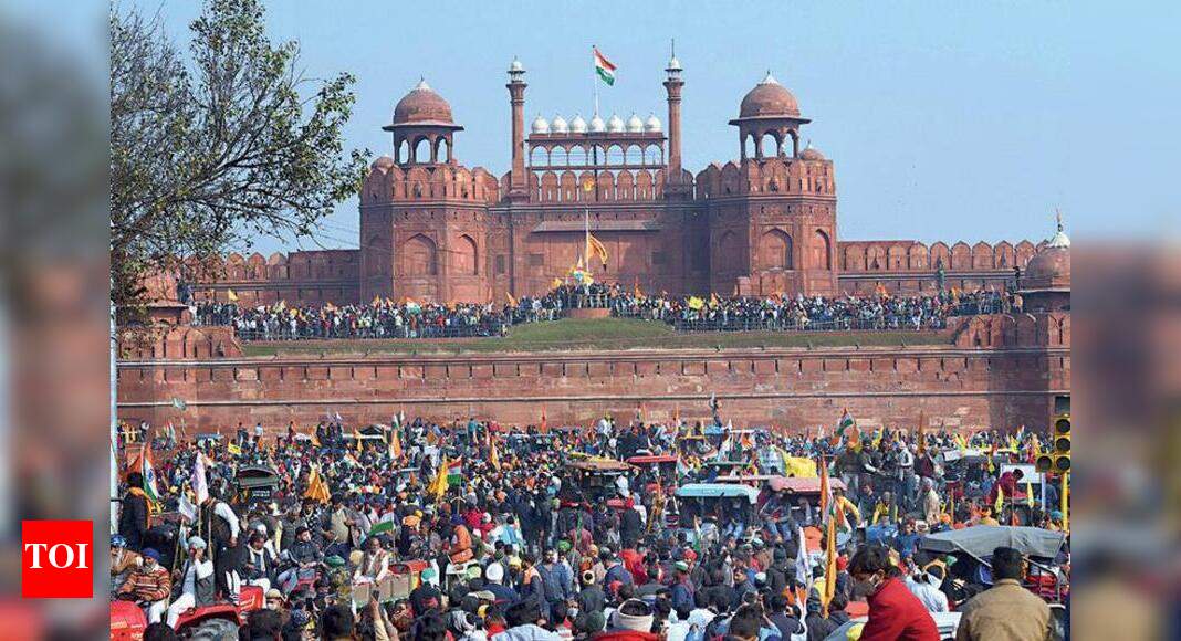 Raid Fort: When rampaging mob took ramparts by storm | Delhi News ...