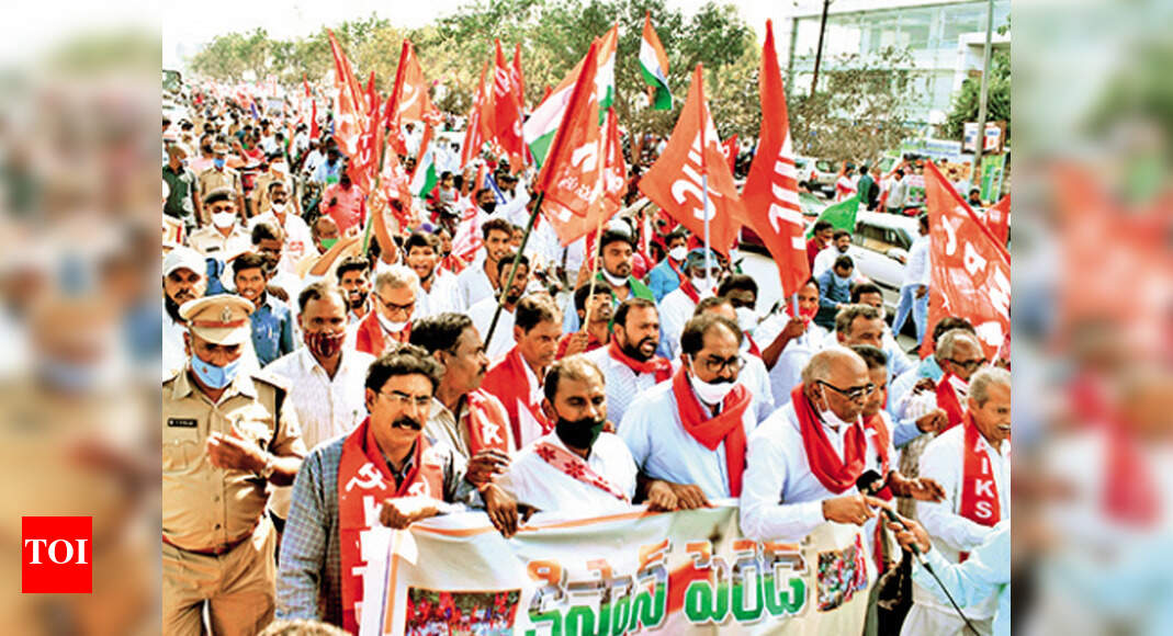 Hundreds on street in Hyderabad to support tractor rally | Hyderabad ...