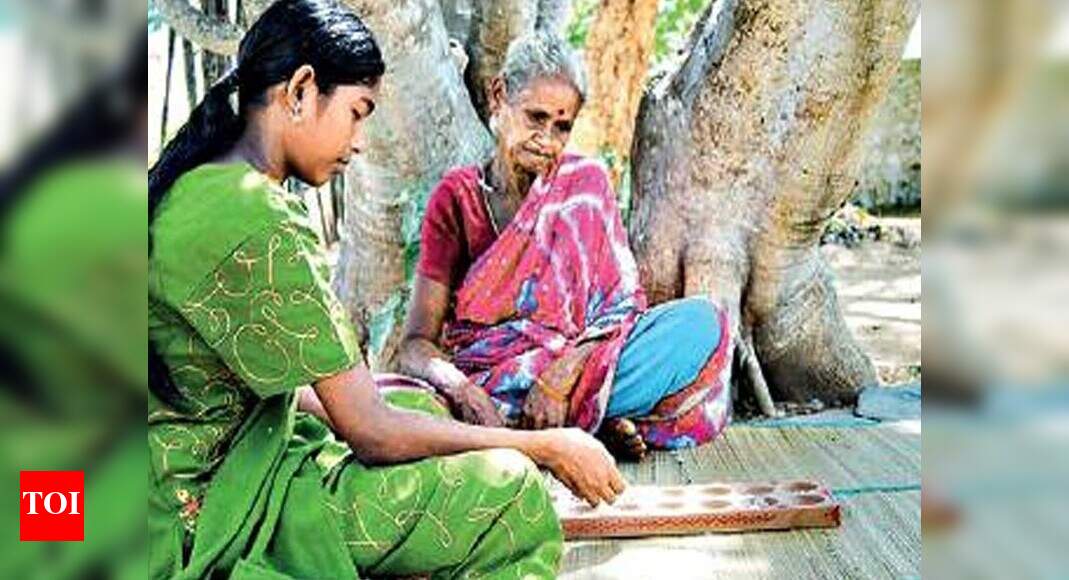 Pallankuzhi: A traditional mancala game lost in time | Chennai News ...