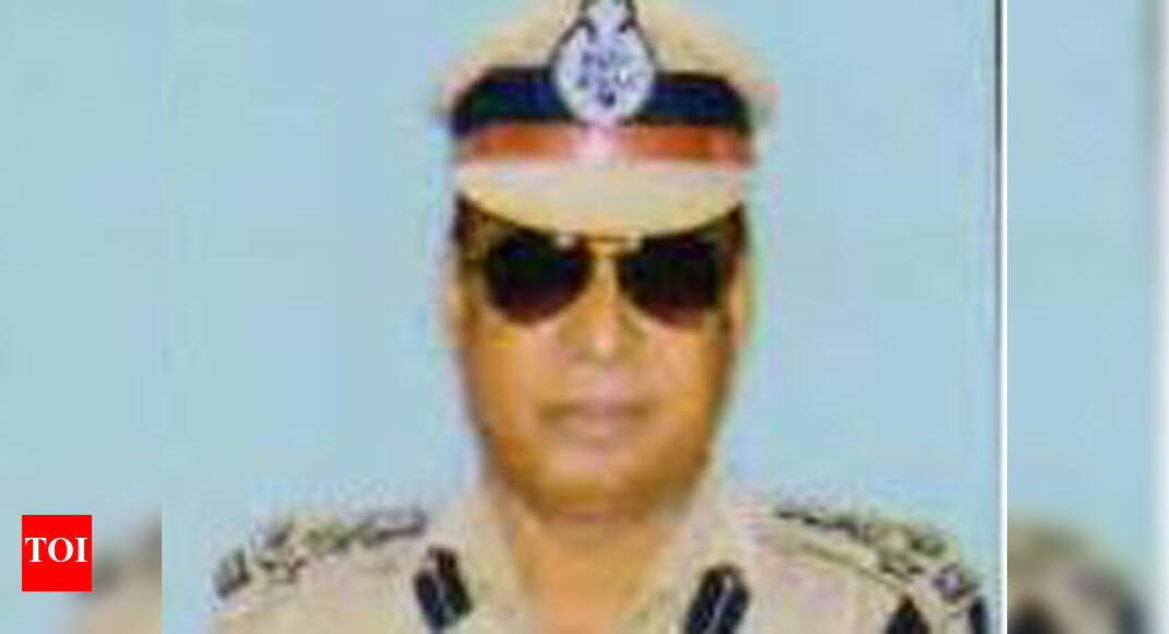 Absconding IPS officer Arvind Sen surrenders before Lucknow court ...