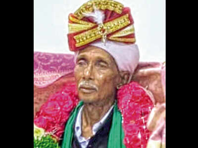 Gussadi artiste & Padma winner Kanaka Raju to get govt help | Hyderabad ...