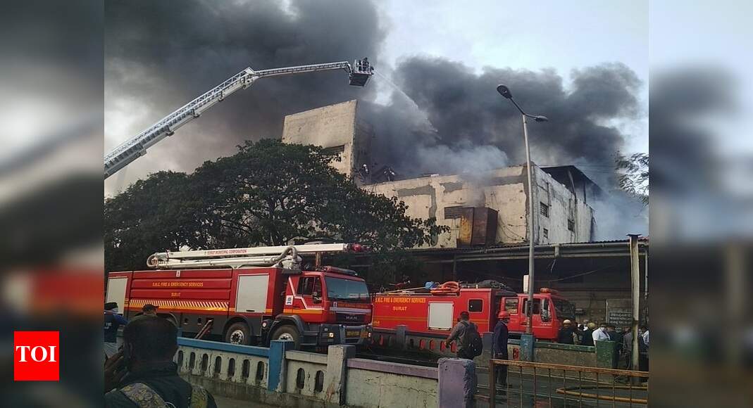Fire in Varachha Today: Major fire breaks out at textile mill in Surat ...