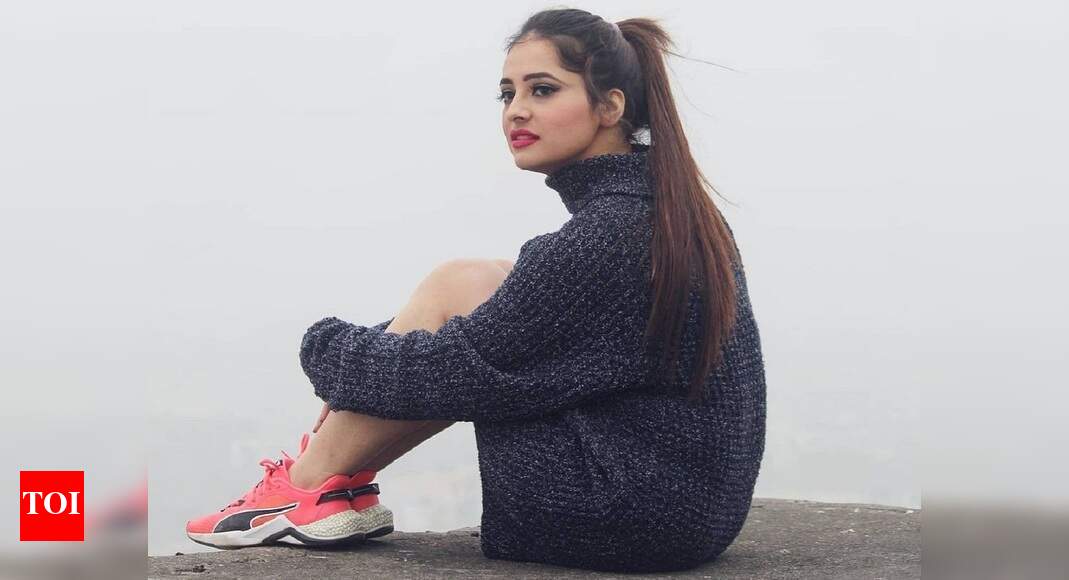 Bhojpuri actress Priyanka Rewri aces winter style in latest post ...