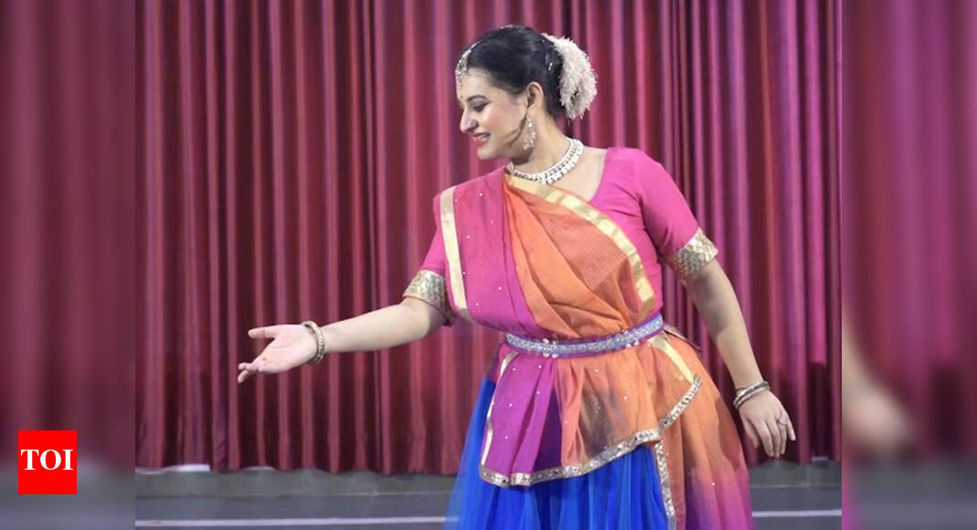Well-known dancer Ragini Maharaj performs at Vayam Festival | Events ...
