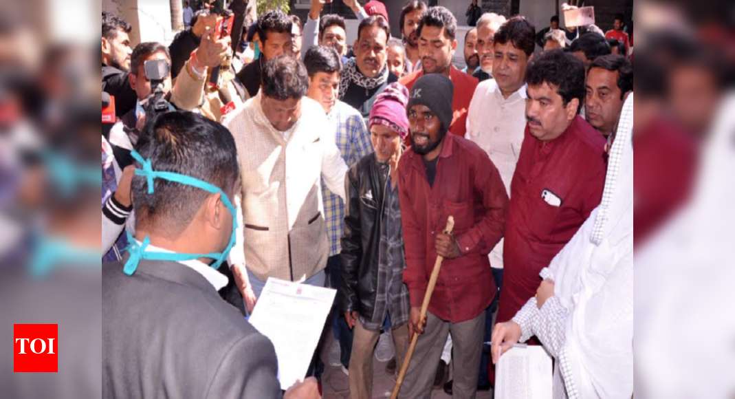 Attempt to dump elderly outside Indore: Congress claims victims missing ...