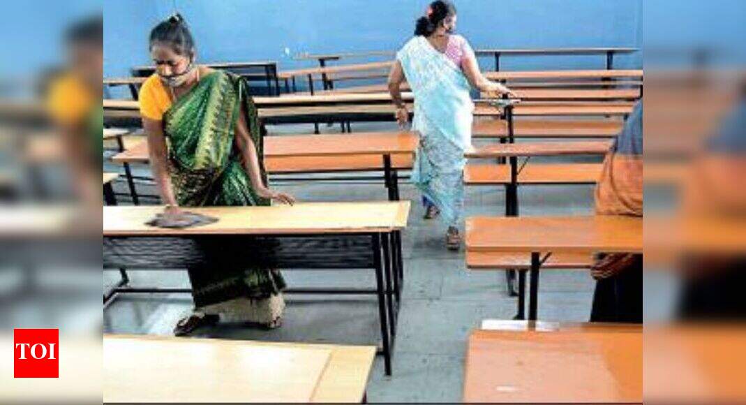 Karnataka: Students of classes 9 and 11 to join seniors on campus from ...