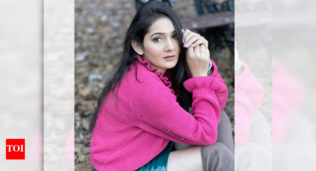 Kritika Sharma is loving her maiden trip to the mountains - Times of India