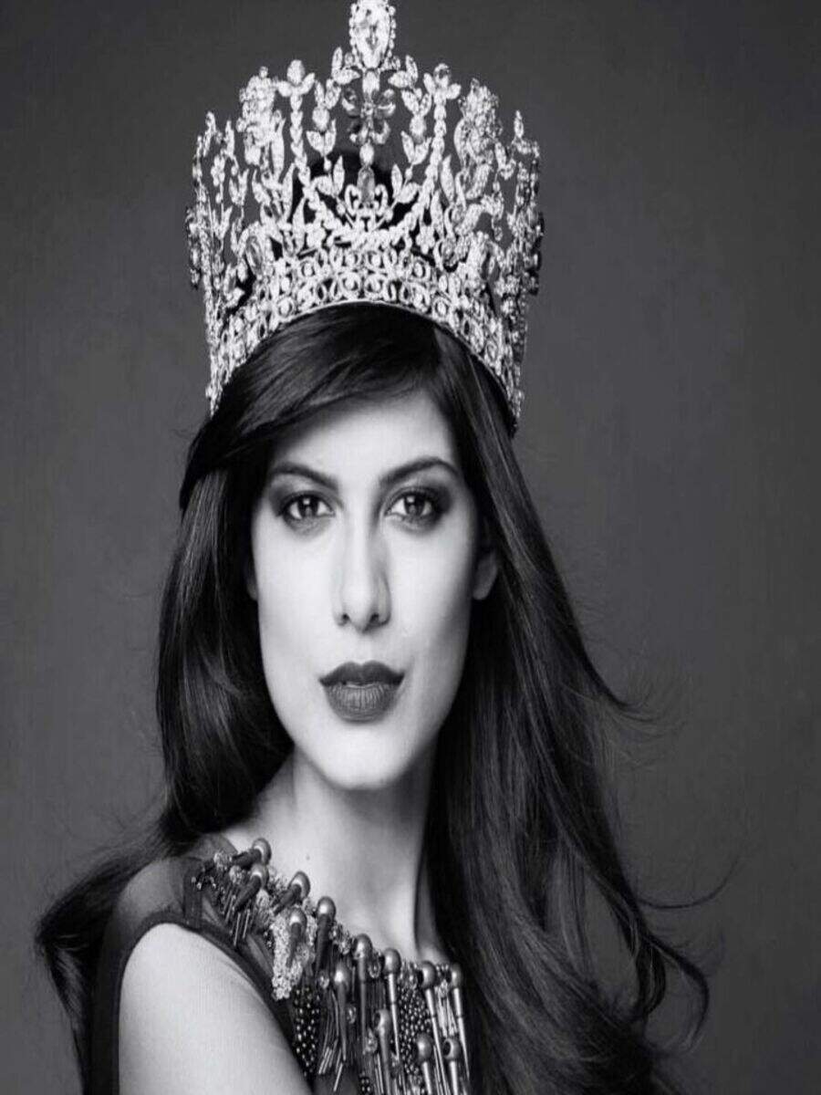 Stunning Photos of Asha Bhat that can't be missed | Times of India