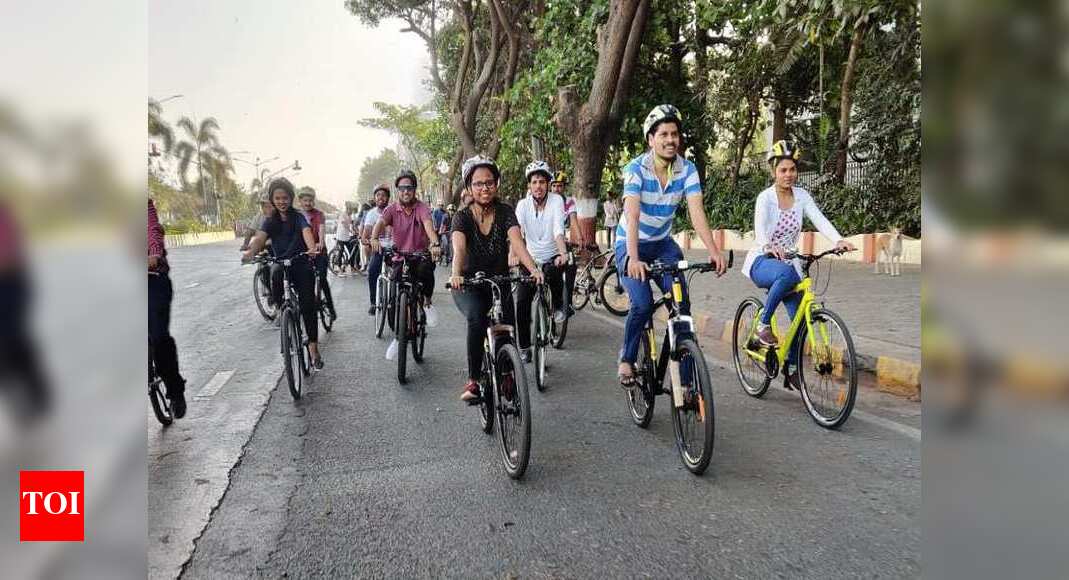 Cyclists group identifies 2 permanent neighbourhood cycling lanes in ...