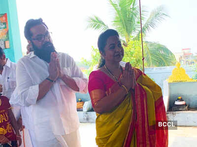 Actress Radikaa cherishes 20 years of togetherness with hubby ...