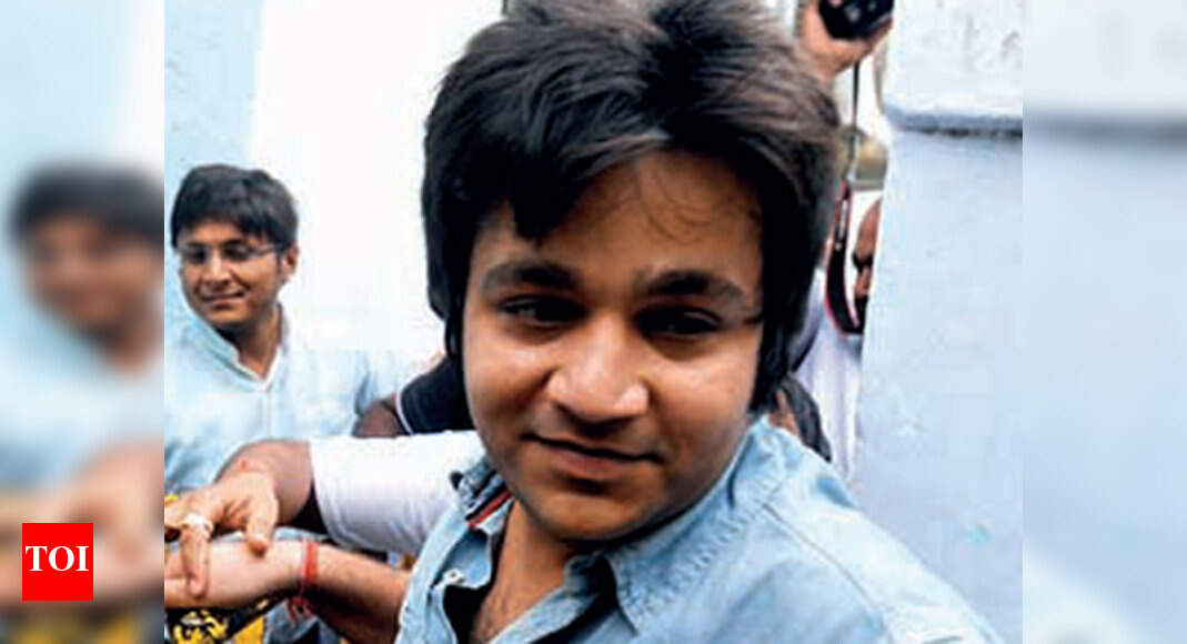 Vismay Shah seeks parole, Gujarat HC issues notice | Ahmedabad News ...