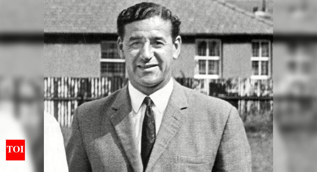 Tony Collins: First Black manager in English Football League dies aged ...