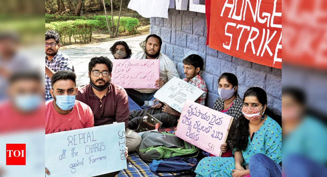 University of Hyderabad students back farmers’ protest | Hyderabad News ...
