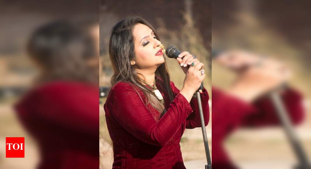 Punjabi folk music is evergreen, says singer Kiran Kaur | Punjabi Movie ...