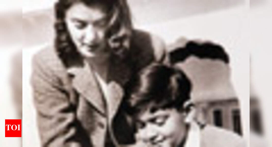 Rajasthan goes to France... - Times of India