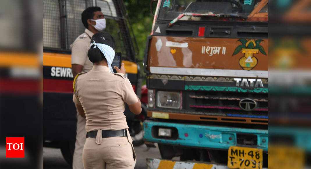 Mumbai: 5,000 auto, taxi drivers who were 'e-challaned' to be trained ...