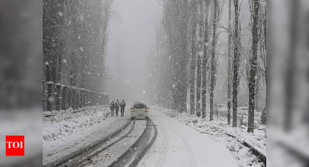 Minimum temperature improves in Kashmir | Srinagar News - Times of India