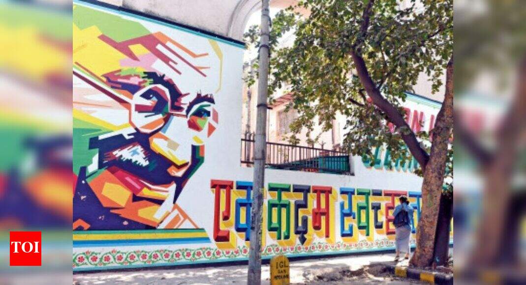 Painting on walls: Touch of India refines Delhi’s look | Delhi News ...