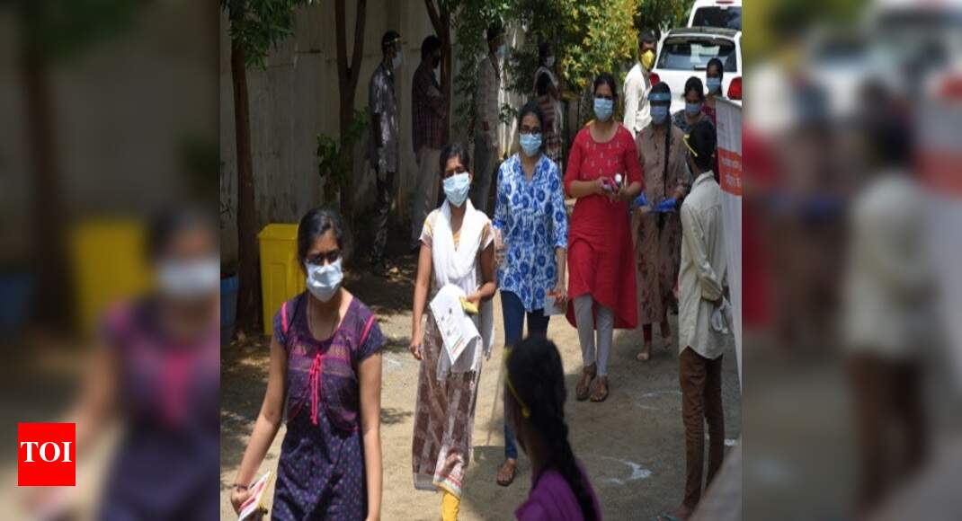 DU Exam News: DU students must complete their practicals to get degrees ...