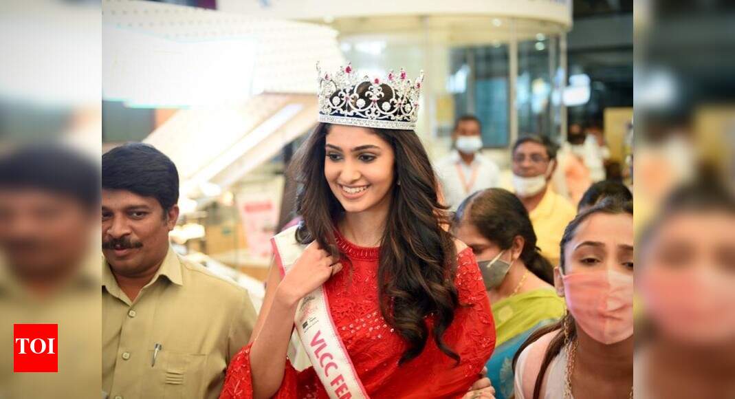 VLCC Femina Miss India World 2020 Manasa Varanasi gets a royal welcome ...