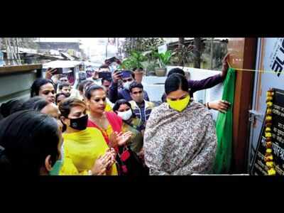 UP’s first transgenders’ toilet in Kashi | Varanasi News - Times of India