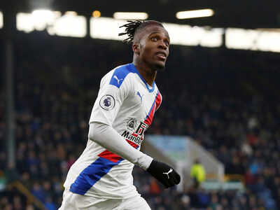 Wilfried Zaha: Crystal Palace's Zaha to stop taking the knee before ...