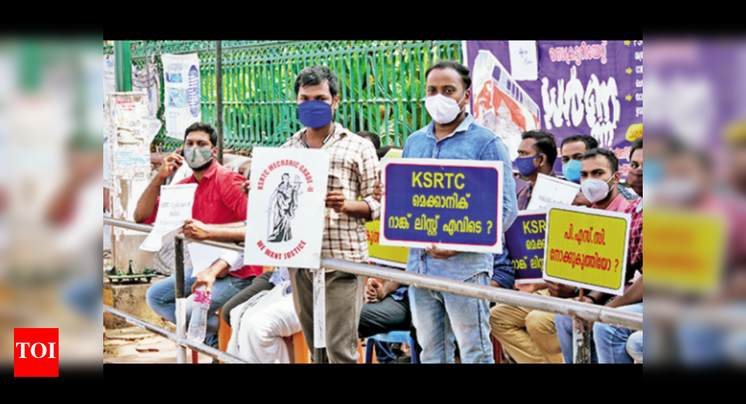 Kerala: Protesters wait for a positive response from government | Kochi ...