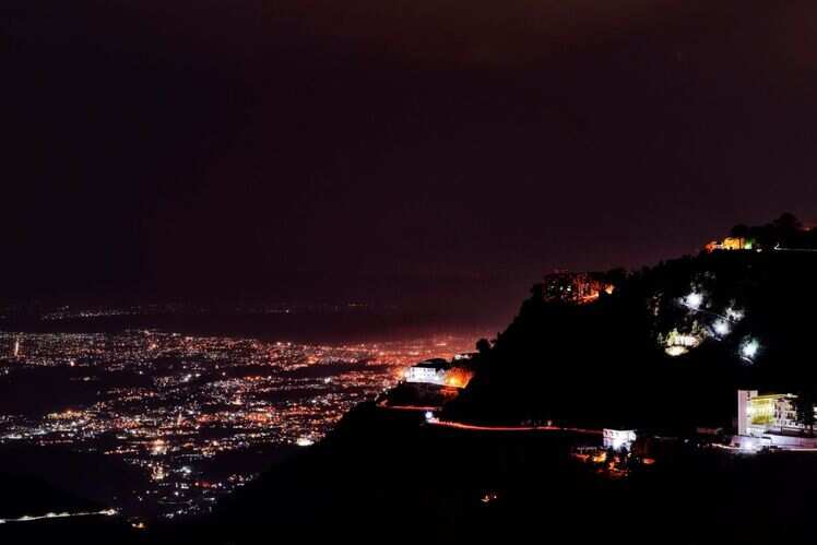 Scenic hill stations to visit near Mussoorie | Times of India Travel