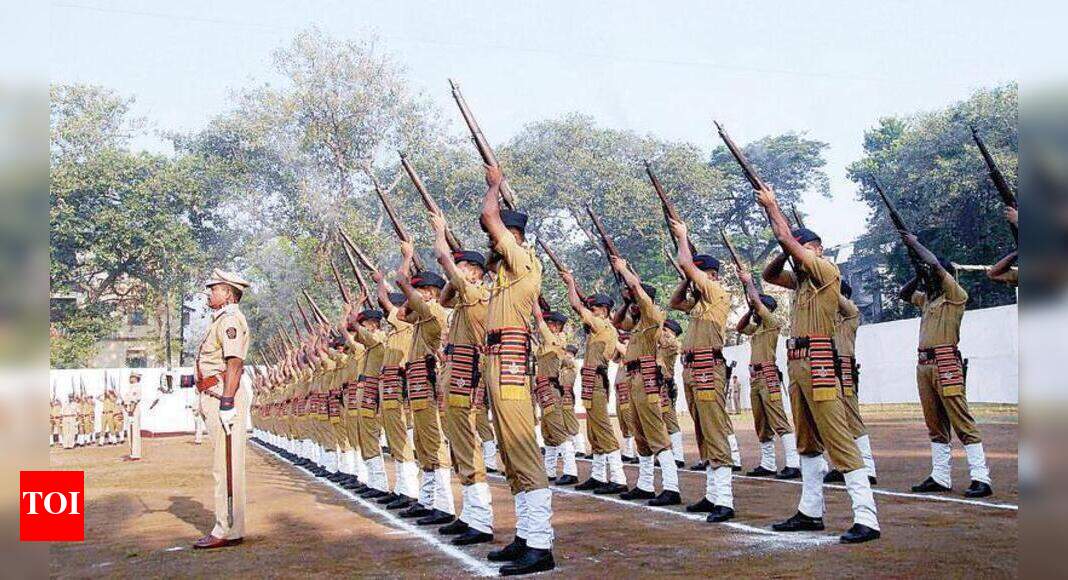 Rear Admiral Atul Anand takes charge | Mumbai News - Times of India