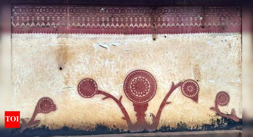 Last original Kaavi art works under threat as Dodamarg locals plan ...