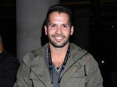 Angel Manuel Soto to helm DC's first Latino superhero film 'Blue Beetle ...